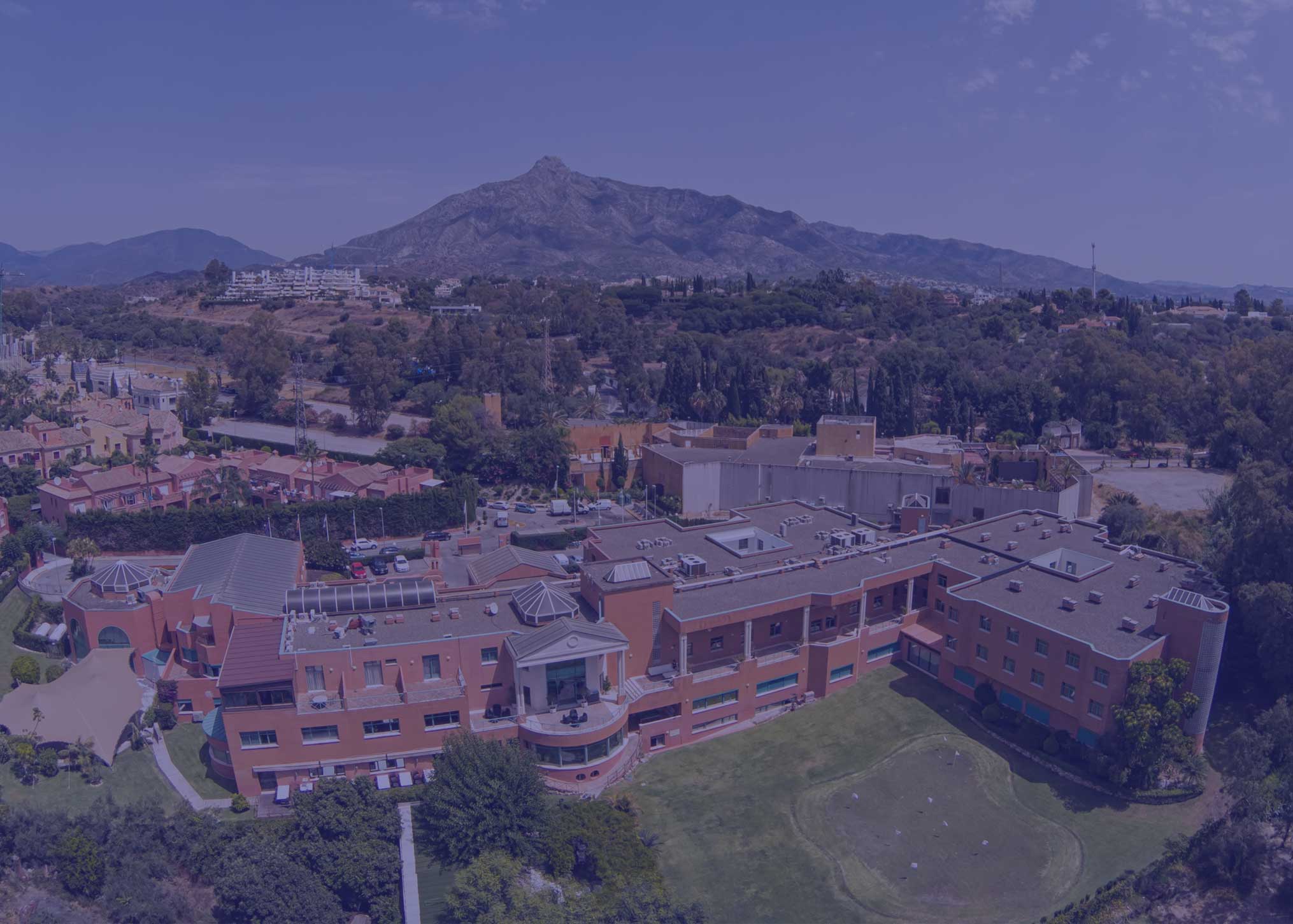 Les Roches - Space & Underwater Tourism Universal Summit